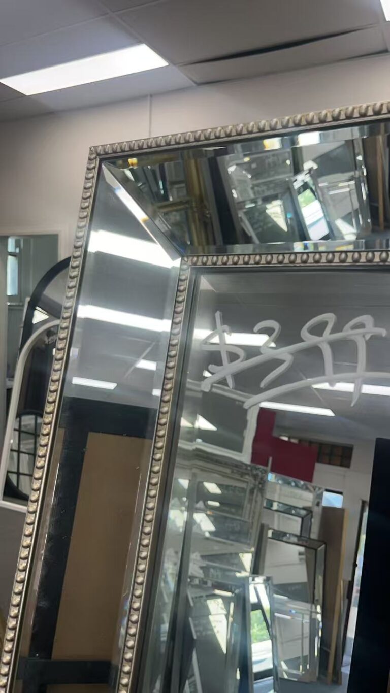 Melanie Stand Mirror – Decomirrors