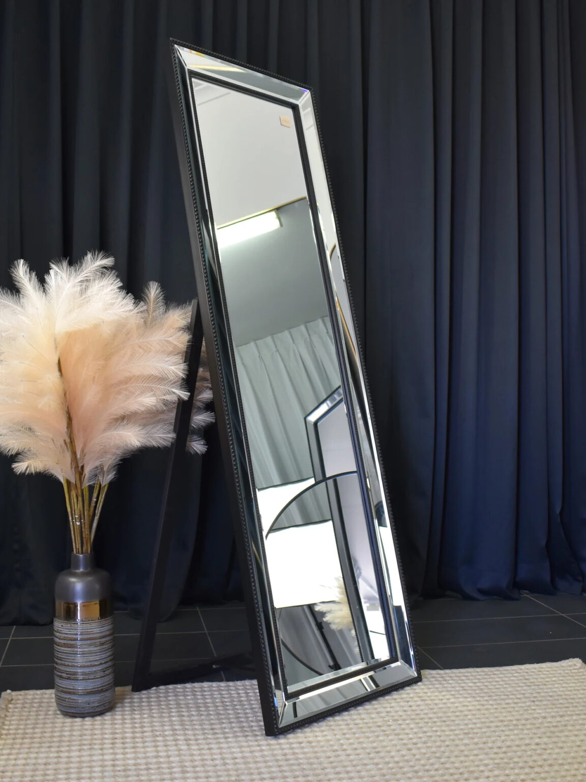 Melanie Stand Mirror – Decomirrors